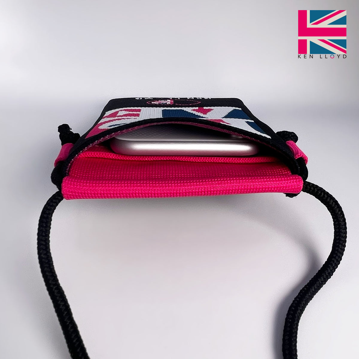 Is This Love? Knitted Sacoche – KEN LLOYD online store